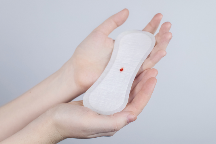 What is Spotting? Everything You Need to Know About Bleeding Between P ...