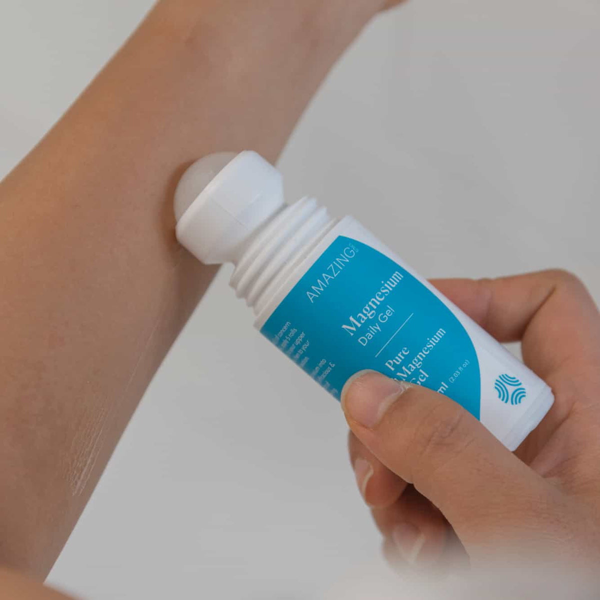 Amazing Oils Pure Magnesium Gel Pain Relief Roll-On (60ml) – PeriodShop